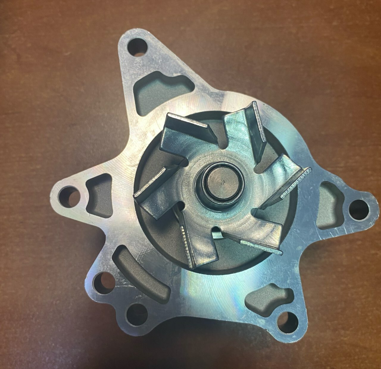 Насос водяной ZEKKERT Geely Emgrand EC7 [1.8 16V CVT седан]