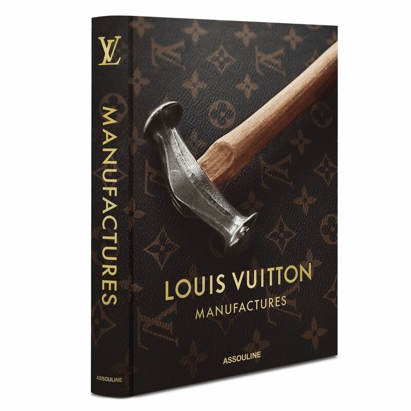 Книга Louis Vuitton Manufactures by Nicholas Foulkes на английском языке