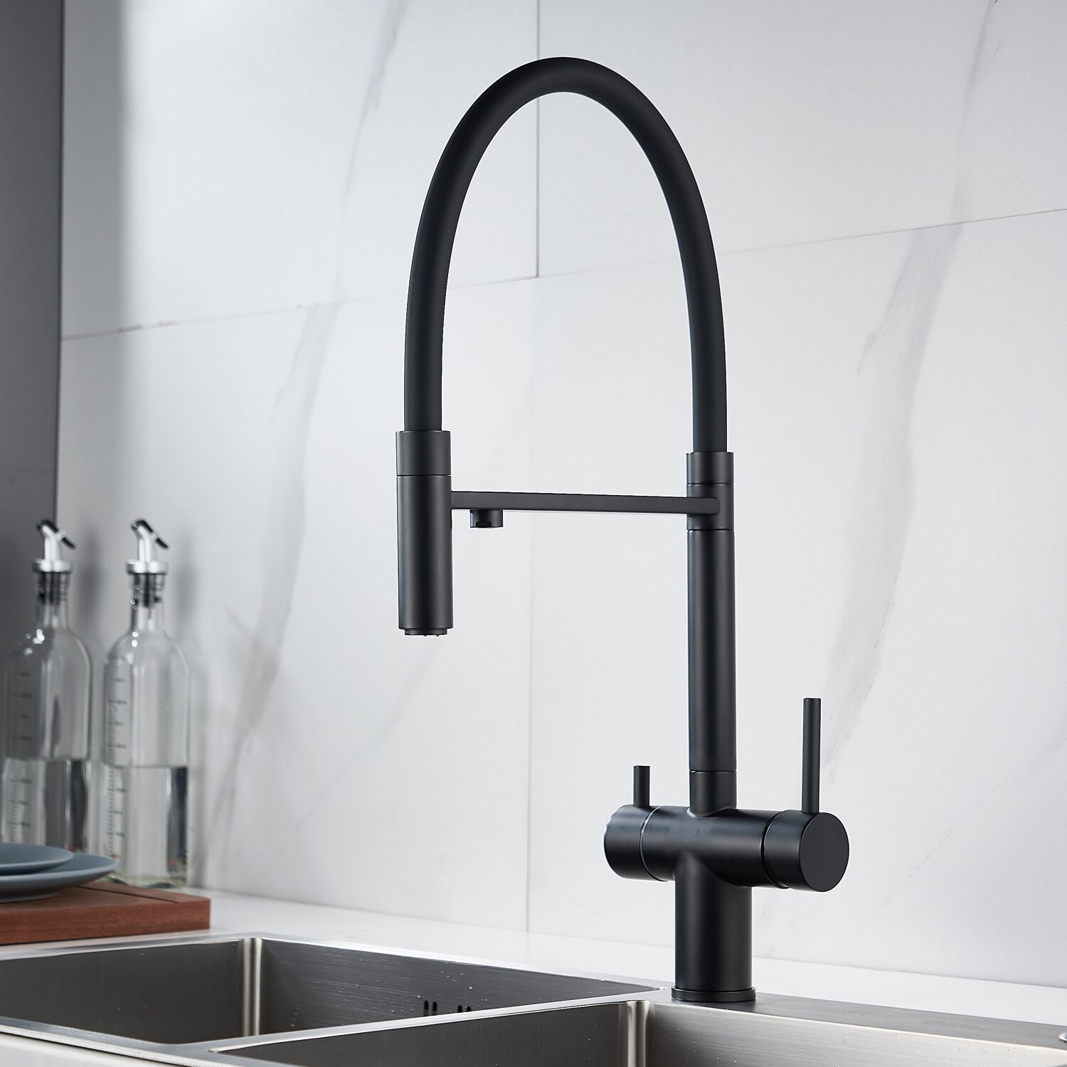 Смеситель для кухни с гибким изливом и подключением фильтра Shevanik S178H