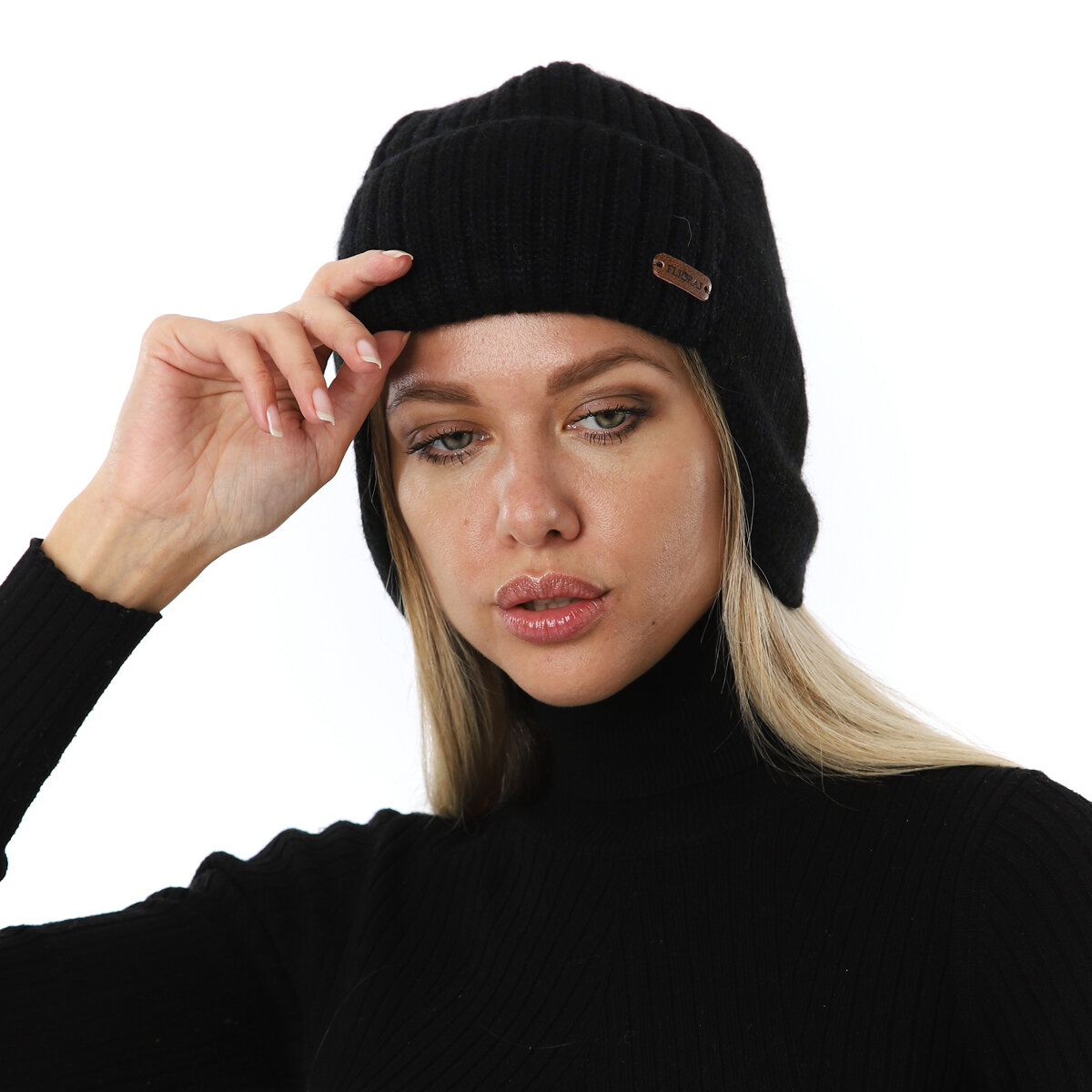 Шапка-ушанка для женщин