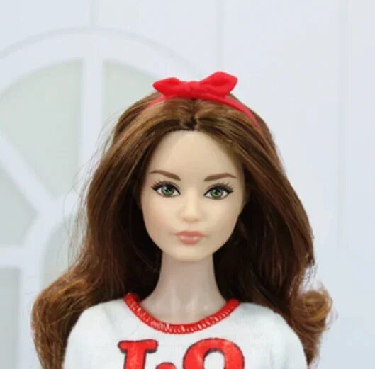 Кукла Barbie, красная заколка для волос A1