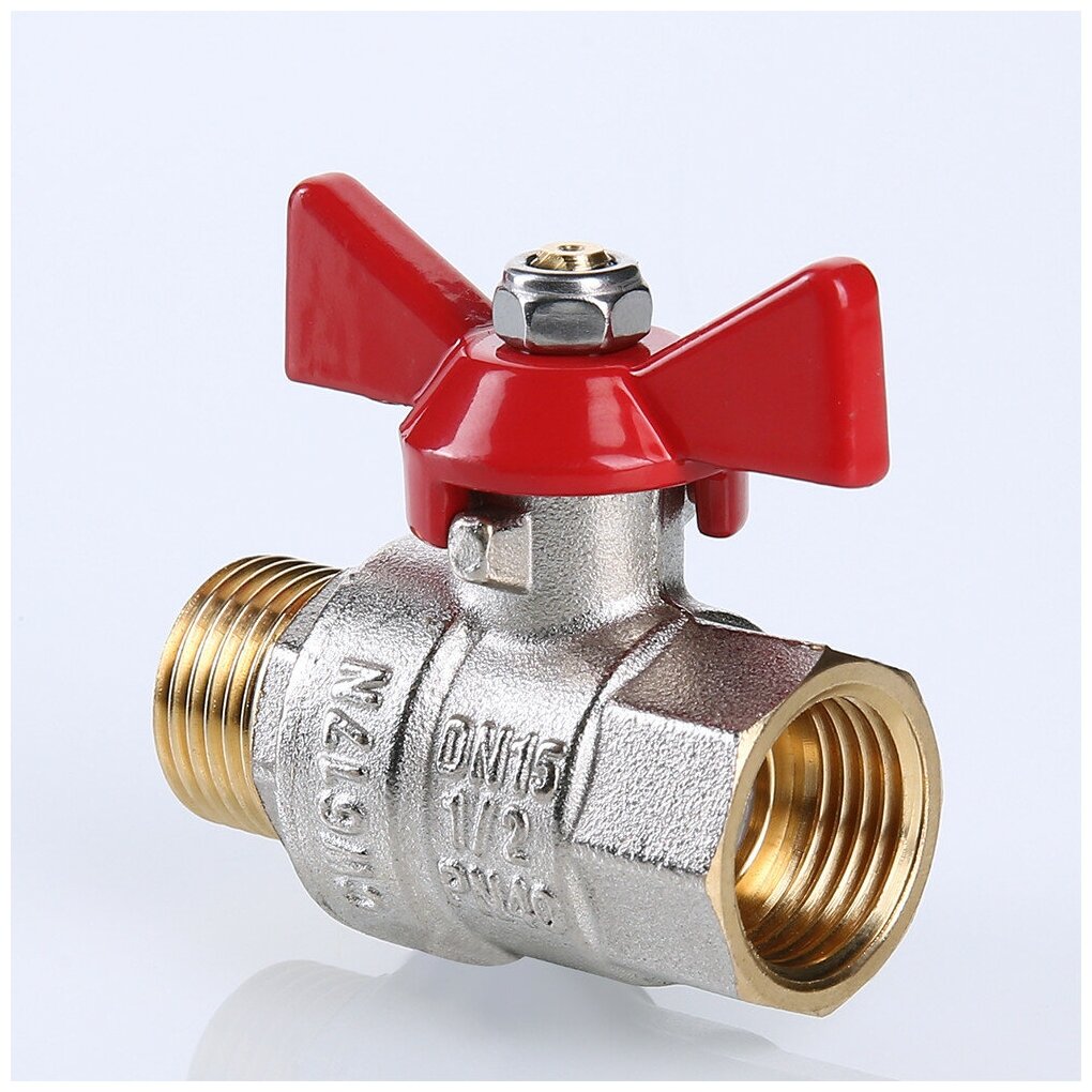 Кран шаровой латунный VALTEC Base (VT.218. N.04) 1/2 ВР(г) х 1/2 НР(ш) бабочка прямой