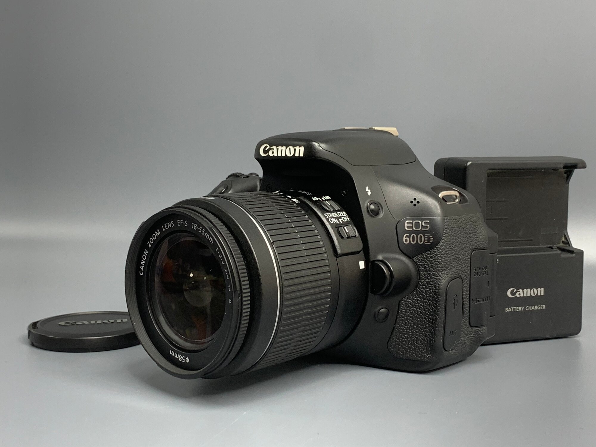 Canon 600D kit 18-55mm IS II 34.500 кадров