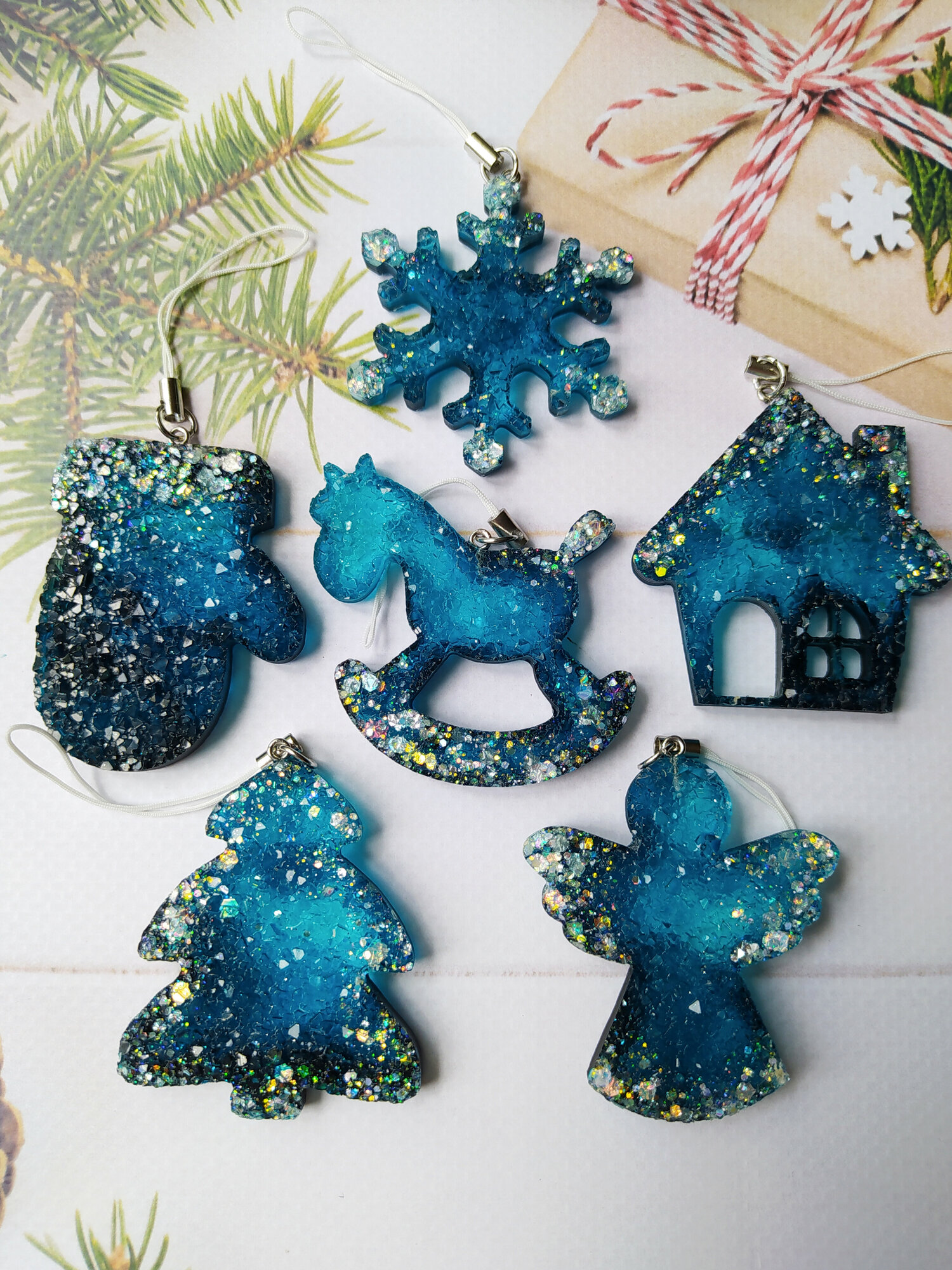 Мини набор ёлочных игрушек , ручная работа, эпоксидная смола