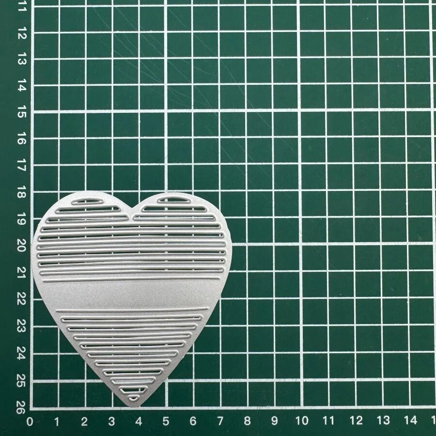 Металлические трафареты для скрапбукинга Lamellar Heart