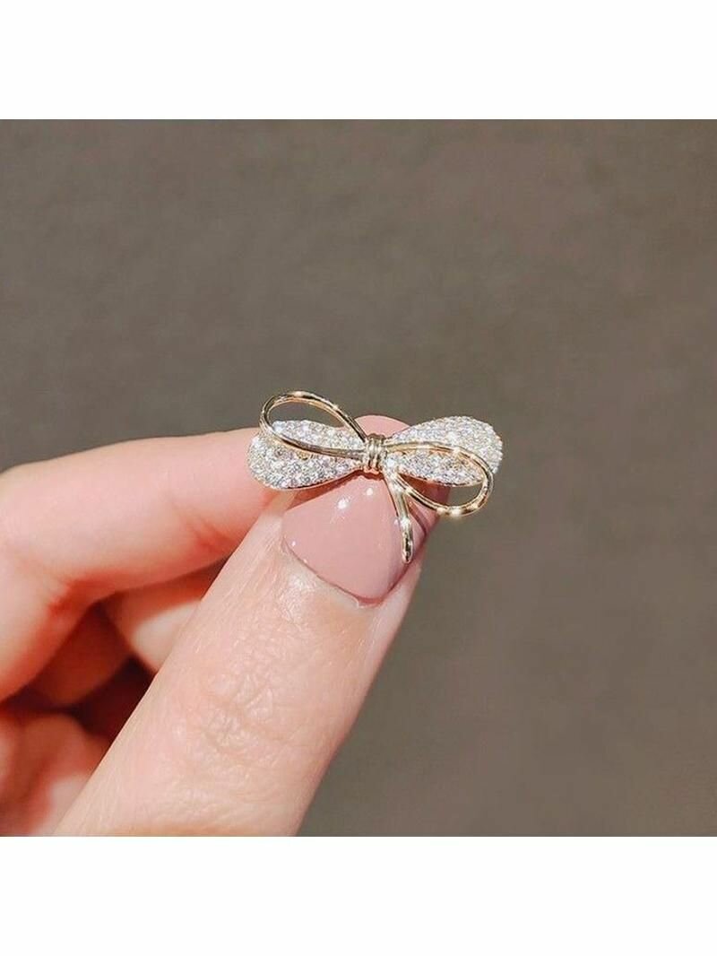 Brooch