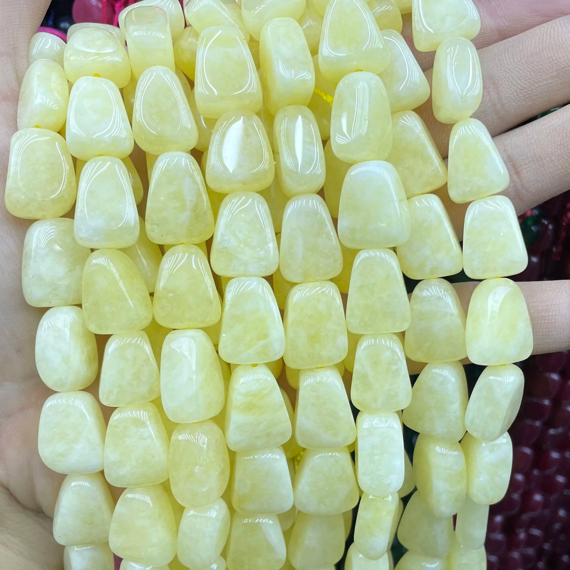 Розовый халцедон нефрит бусины SYSRXLR Светло-желтый, Beige