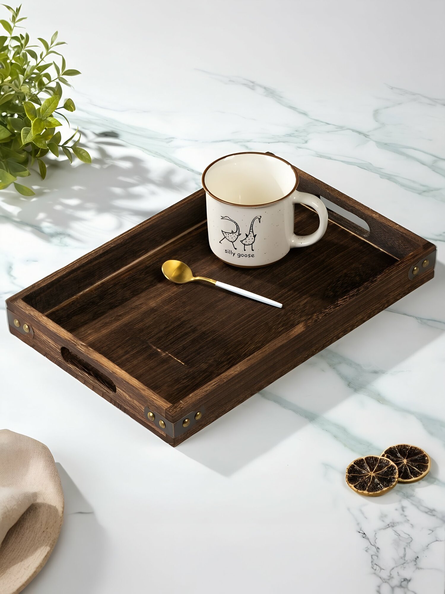 Поднос деревянный с ручками и бортами, прямоугольный, 35.5х24х4 см