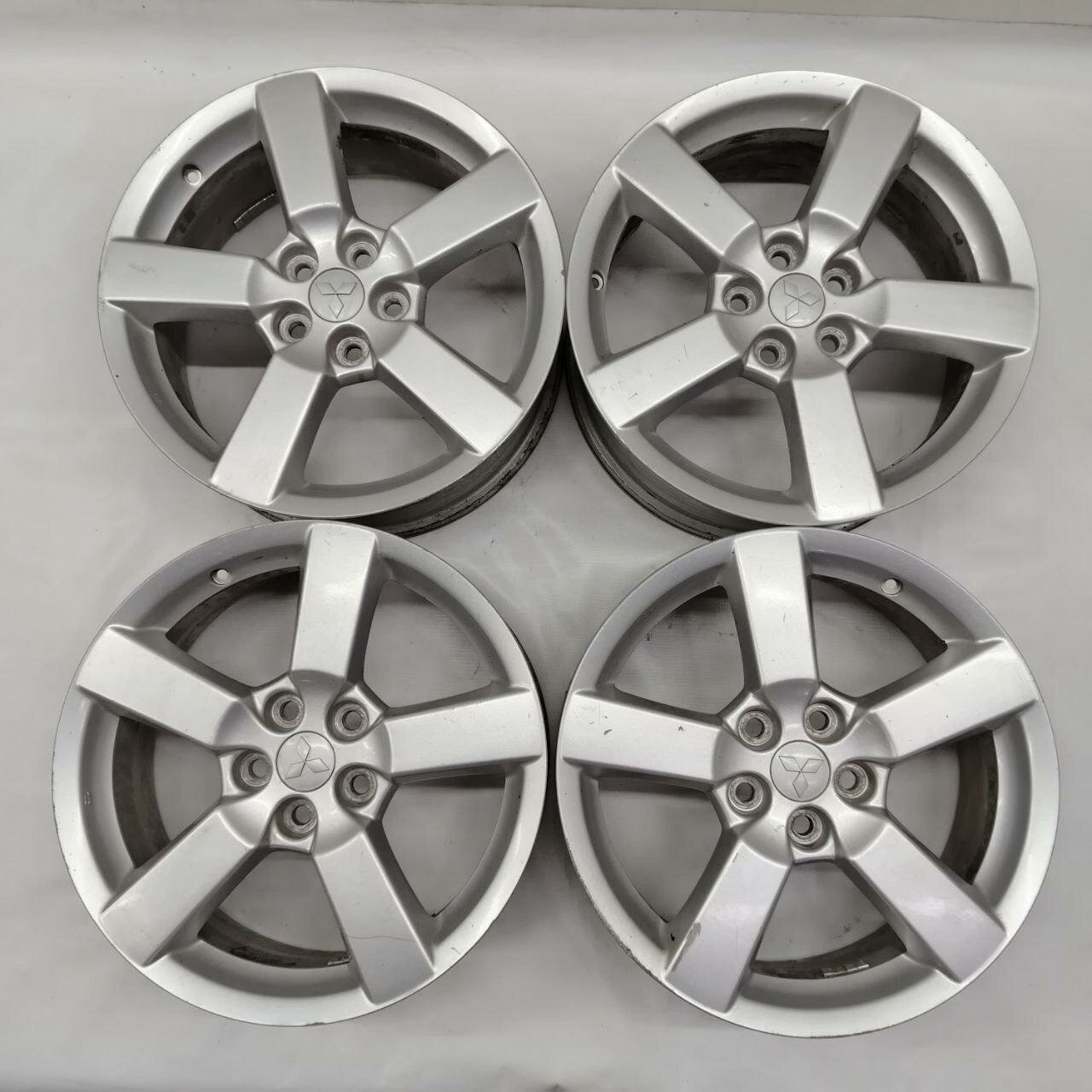 Колесные диски Mitsubishi 18x7 PCD 5x114.3 D67.1 ET38 (оригинал)