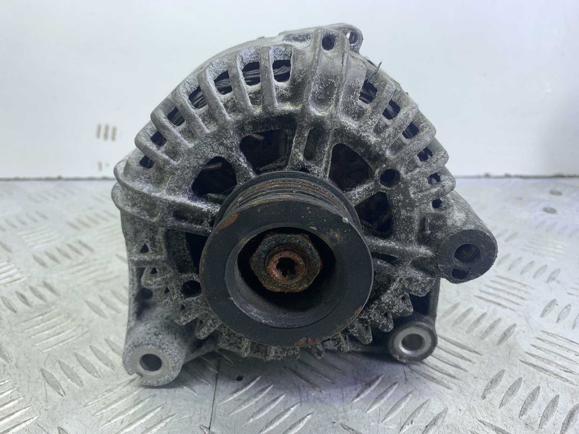 Генератор BMW 3 E90/E91 (2004 - 2008) 0986080580