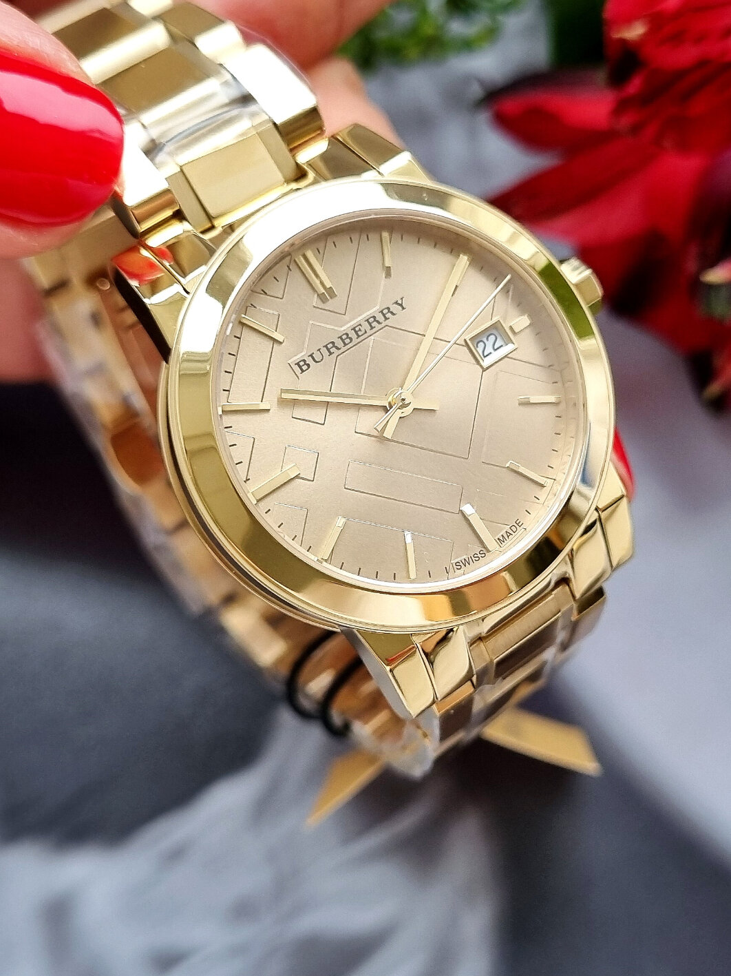 Наручные часы BURBERRY Classic, серебристый — фото 1