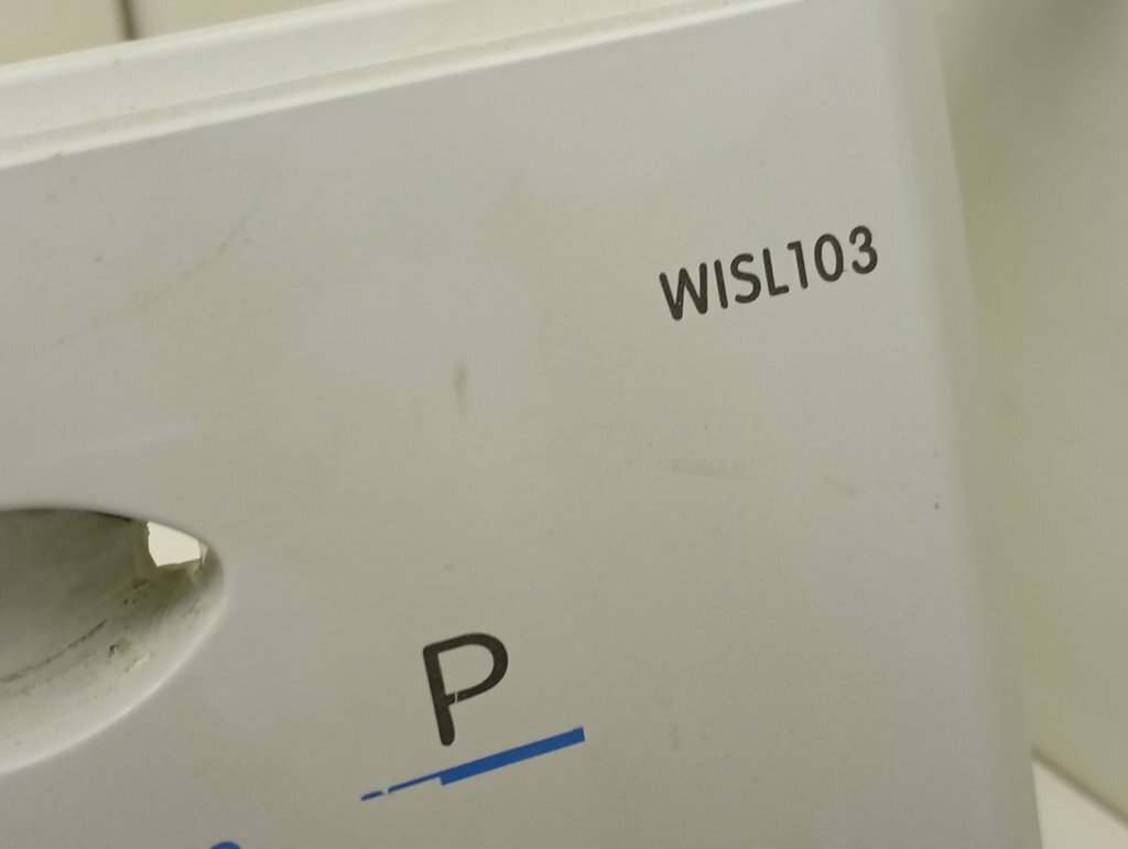 WISL103 кт63 Лицевая панель для стиральной машины Indesit 250003499 б/у