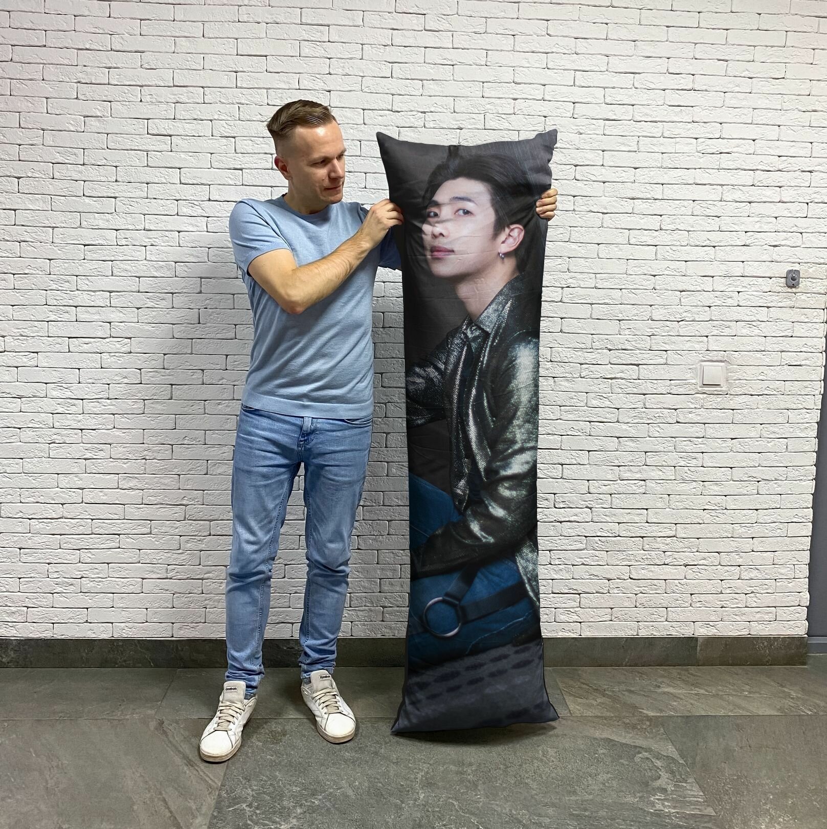 Подушка дакимакура Ким Намджун BTS 50x170 см