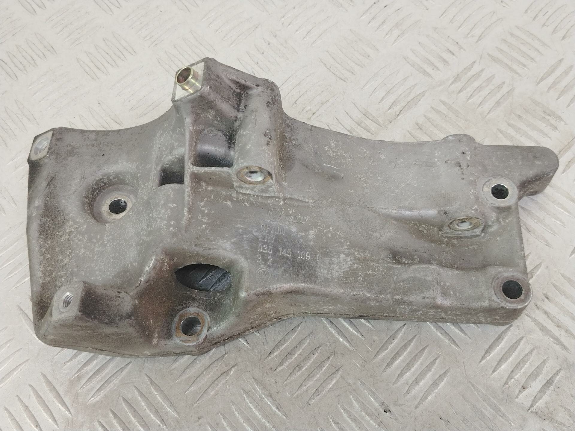 Кронштейн генератора Skoda Fabia 1 рест. (2004 - 2007) 036145169G