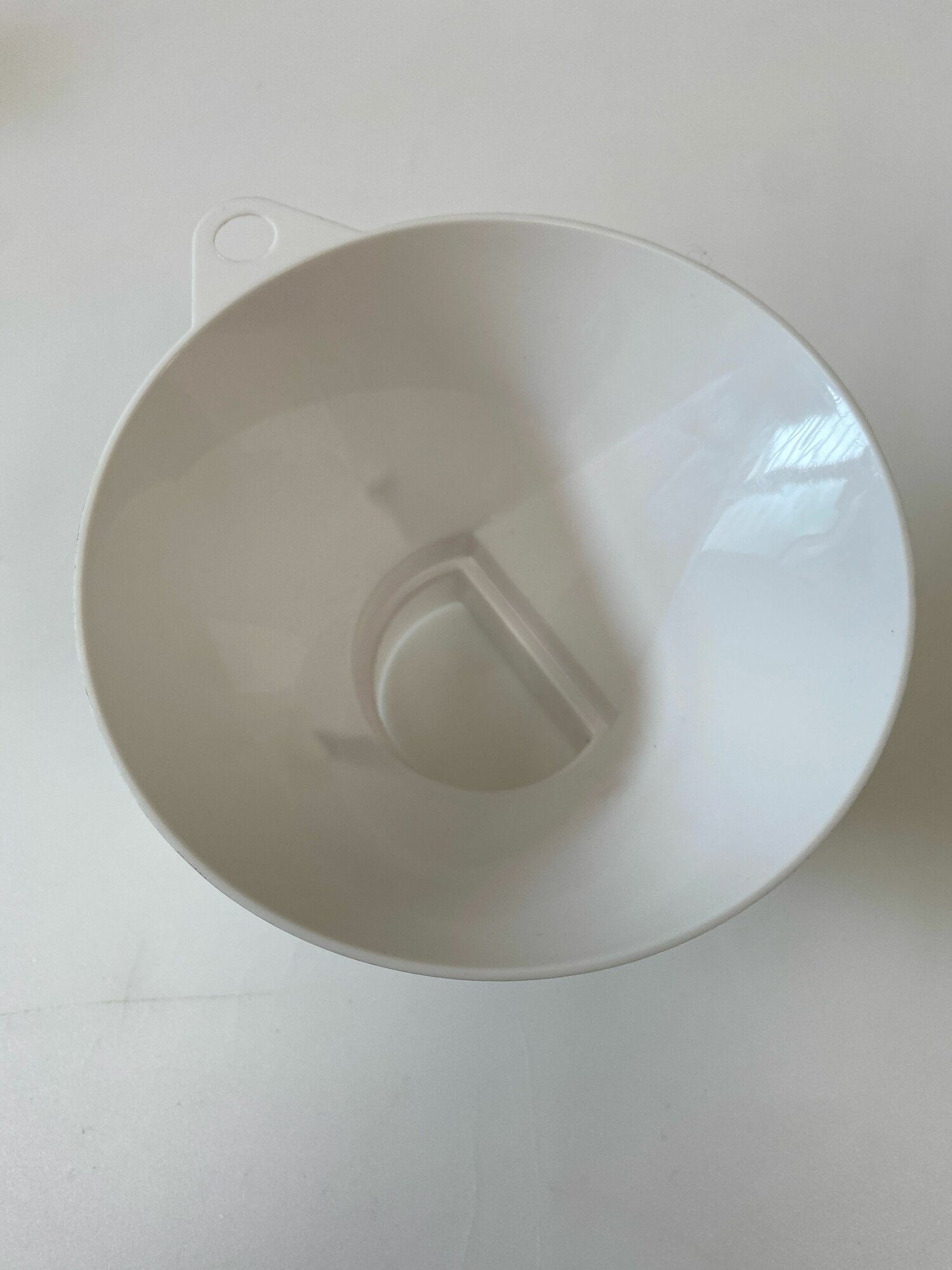 Воронка бачка, соляного, для ПММ Delonghi DDWS 09S Erea