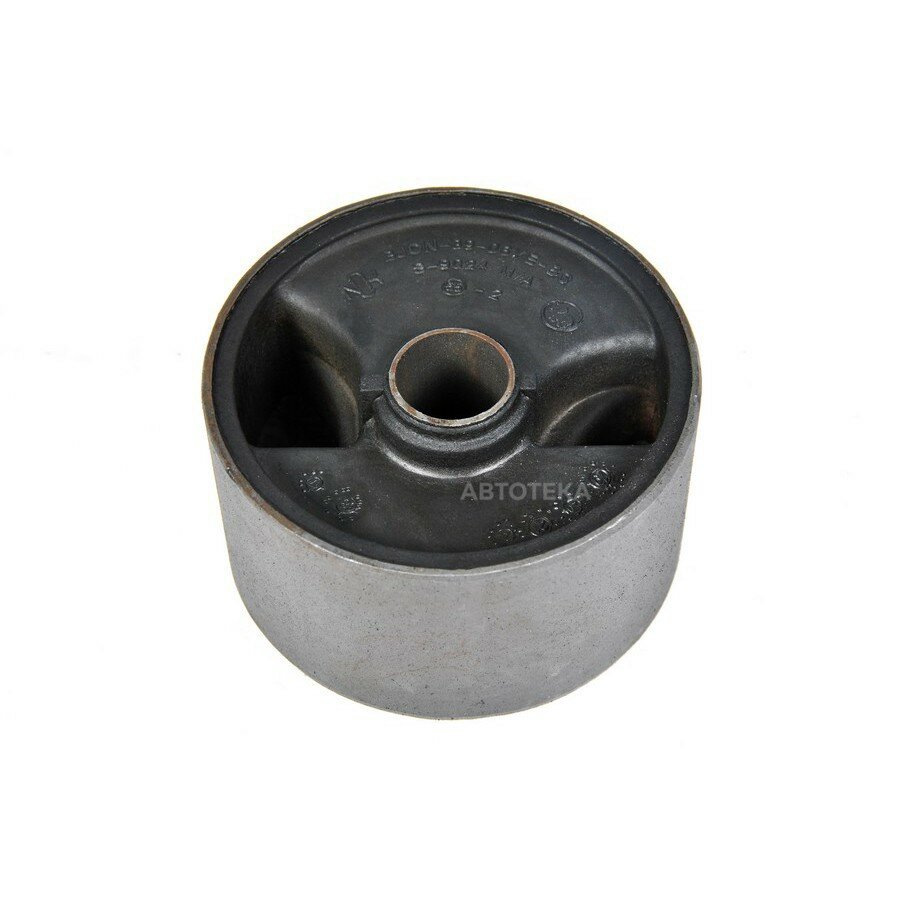 Сайлентблок правой опоры двигателя JUST DRIVE JDD09A00RB MZ Famila/323 FP, FS 00-;