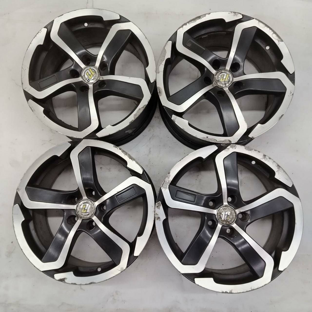 Колесные диски Replica 17x8 PCD 5x112 D70.1 ET35 (Реплика)