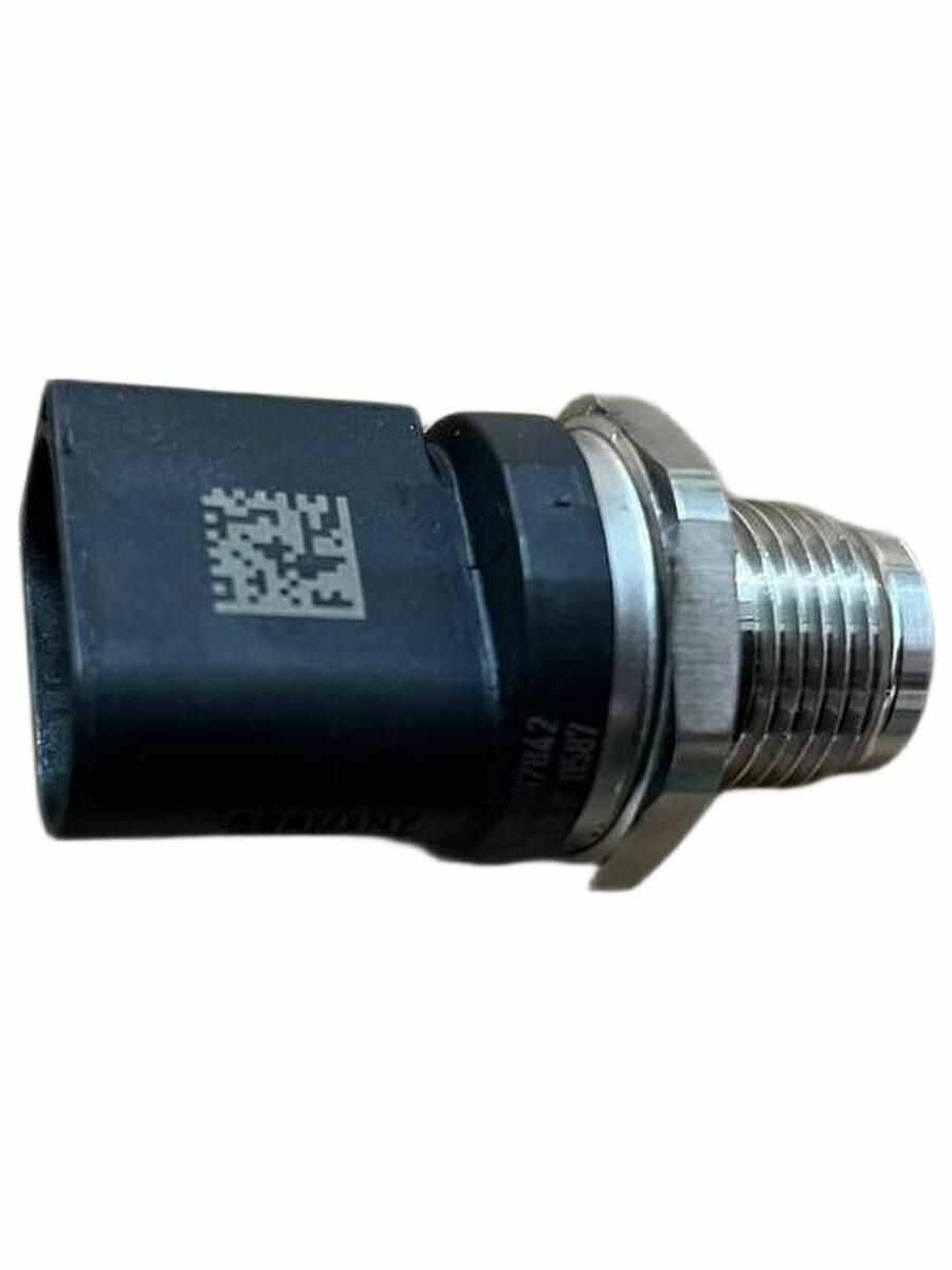 Датчик давления топлива (на топливной рампе) MERCEDES SPRINTER 2.0-3.0 CD BOSCH 0281002842