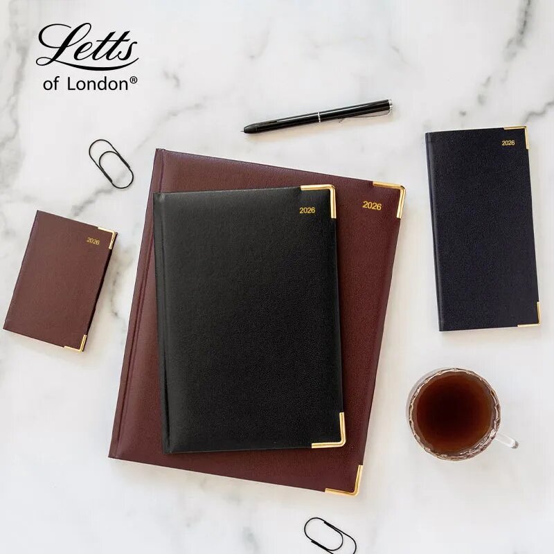 Ежедневник Letts of London A6 Классическая серия на 2026 год, еженедельный планер, красная обложка из искусственной кожи — фото 1