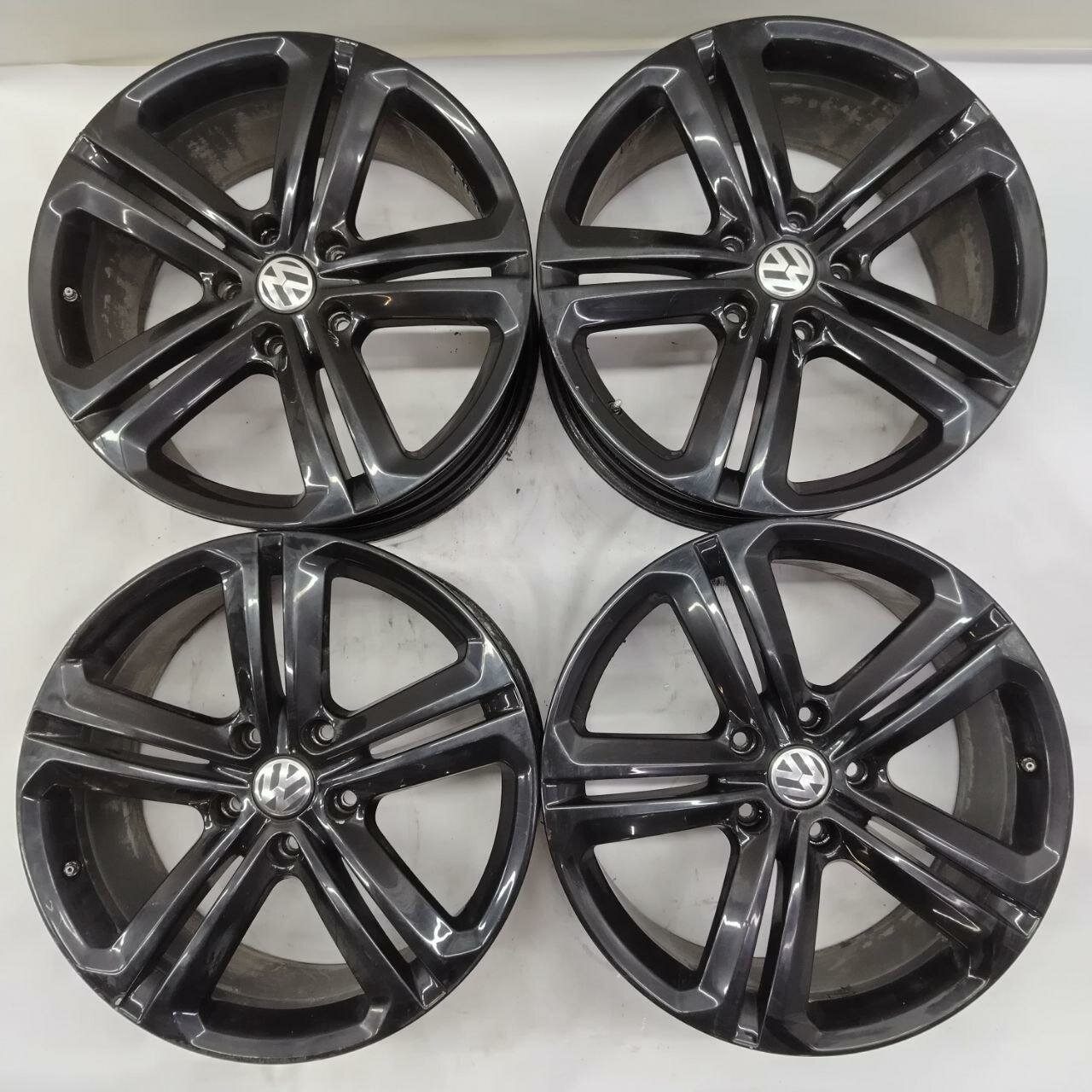 Колесные диски Volkswagen 20x9 PCD 5x130 D71.6 ET57 (оригинал)
