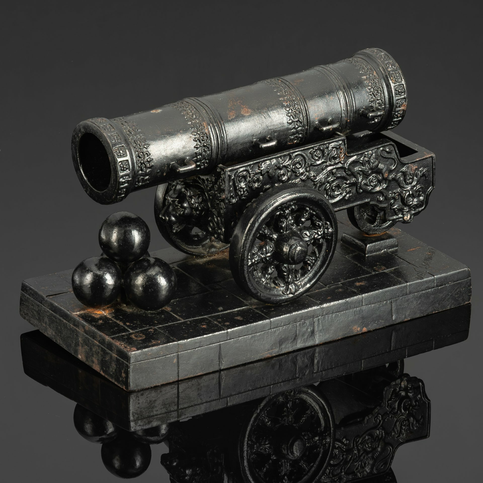 Скульптура "Царь-Пушка", автор модели Крейтан В. П, чугун, литье, крашение