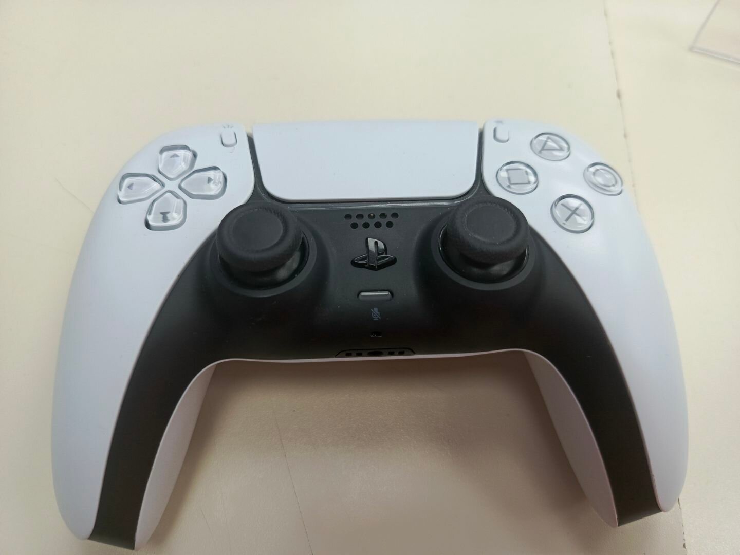 Геймпад Sony PlayStation 5 DualSense Wireless Controller, для PS5, белый, Б/У, Уценка