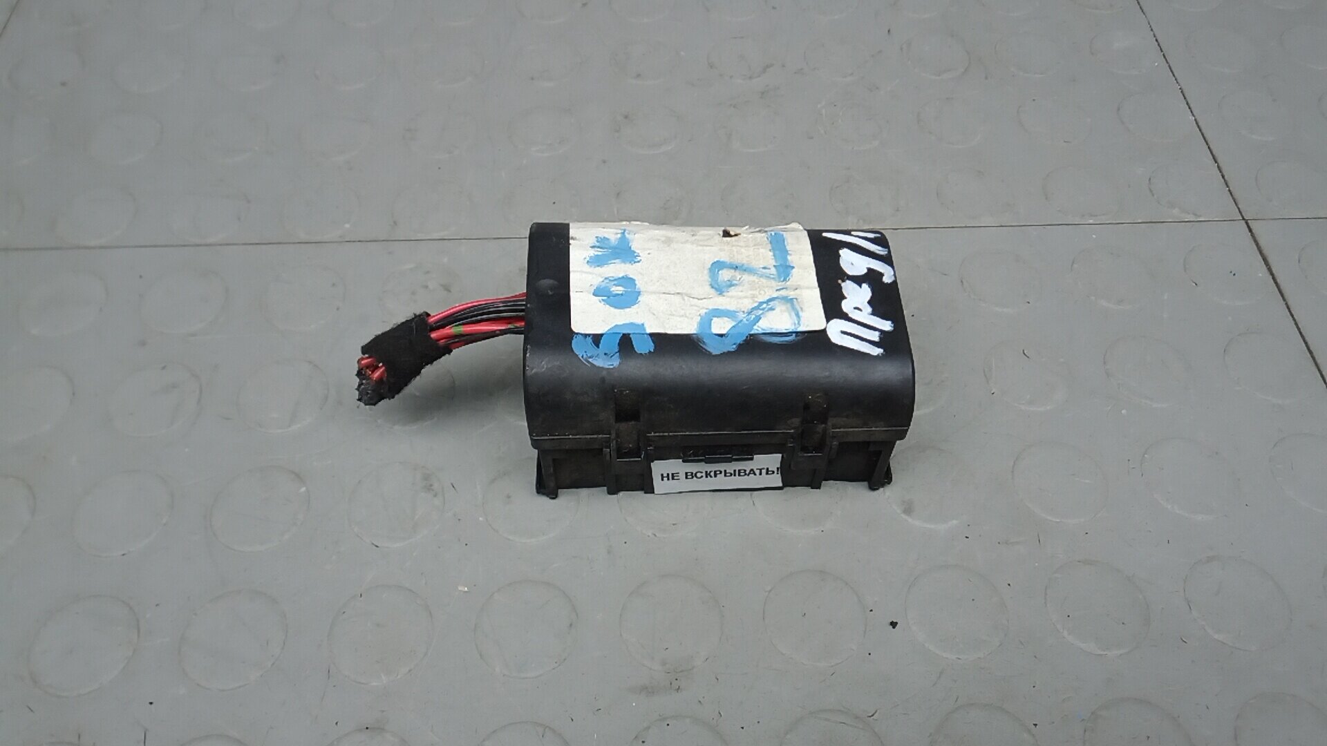 Блок предохранителей VOLKSWAGEN TRANSPORTER T5