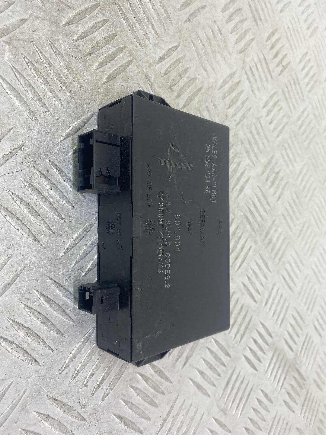 Блок управления парктрониками Citroen Xsara Picasso рест. (2004 - 2010) 9655813480