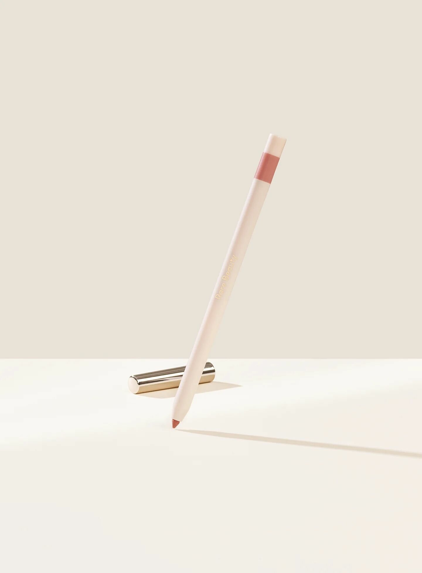 Rare Beauty Карандаш для губ Kind Words Lip Liner (Worthy) 0.4 г