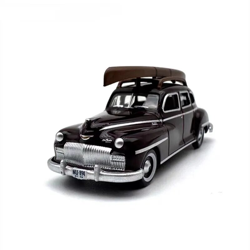 Машинка металлическая Kоллекционная модель Oxford 1:87 Chrysler Desoto station