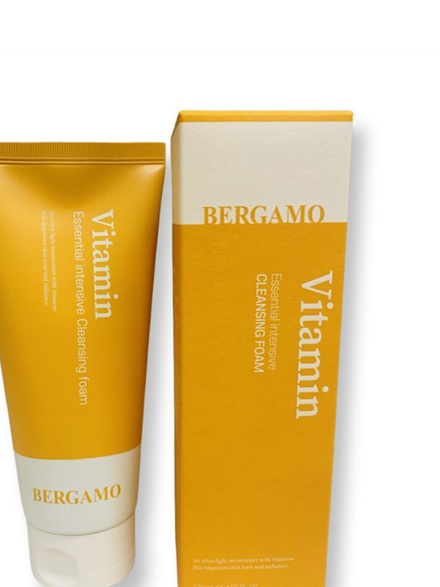 Bergamo Vitamin Essential intensive CLEANSING FOAM, пенка для умывания 120 ml