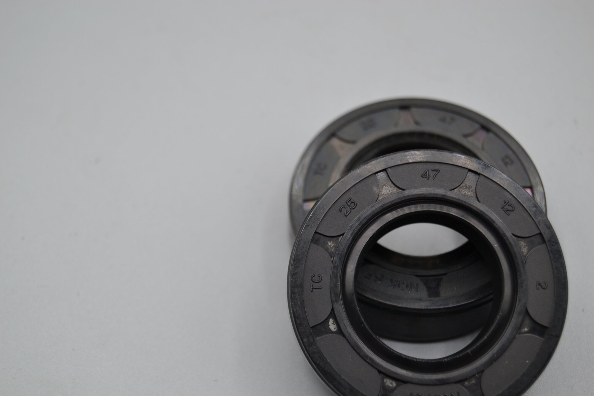 Манжеты сальники 25x47x12, (2шт)