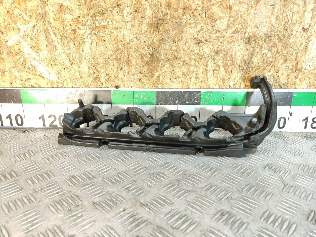 Шумоизоляция капота LAND ROVER Range Rover 2013-2021 AH4Q9U550ВA