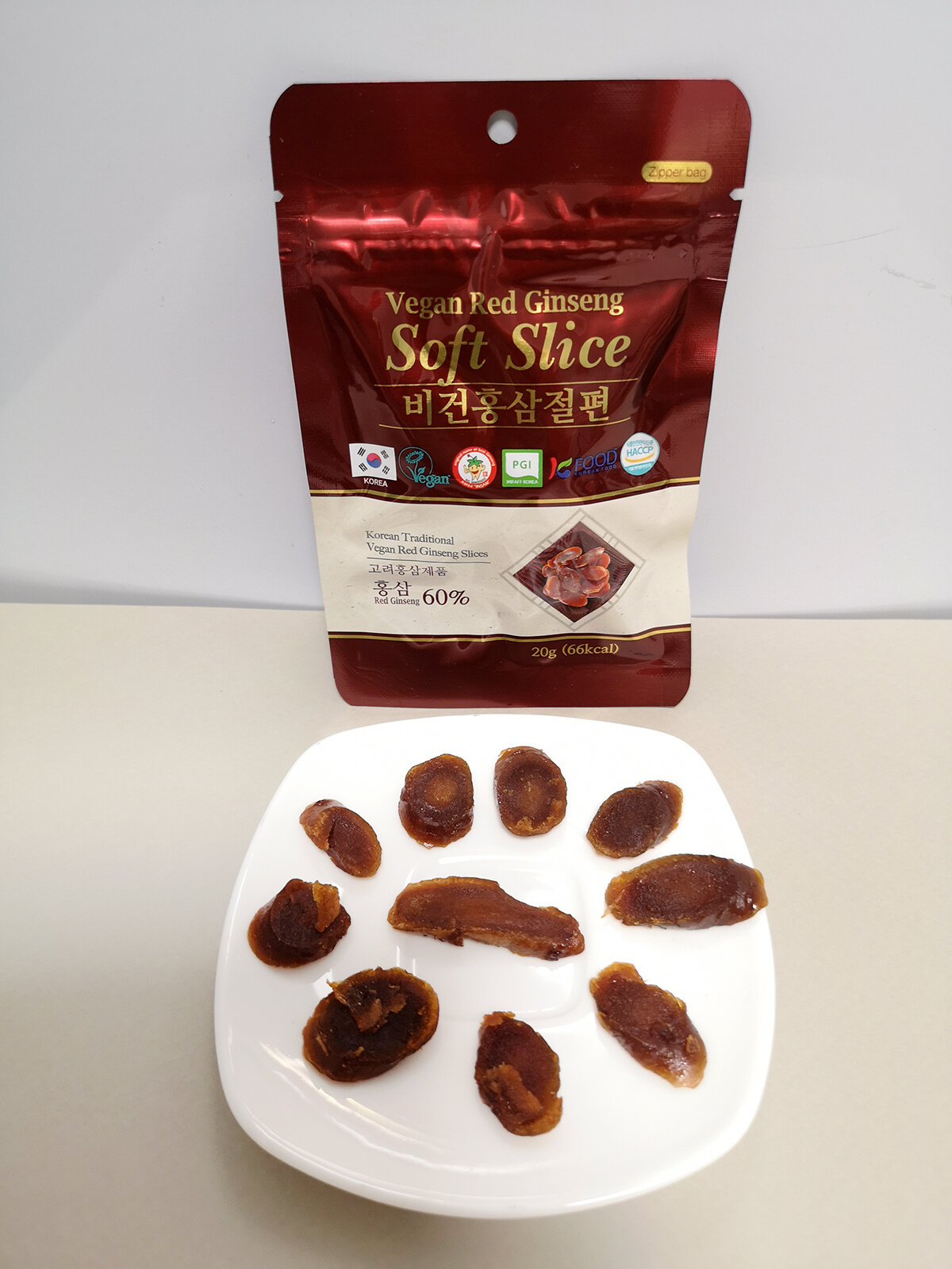 Нежные Веган слайсы из красного корейского женьшеня 20 г.