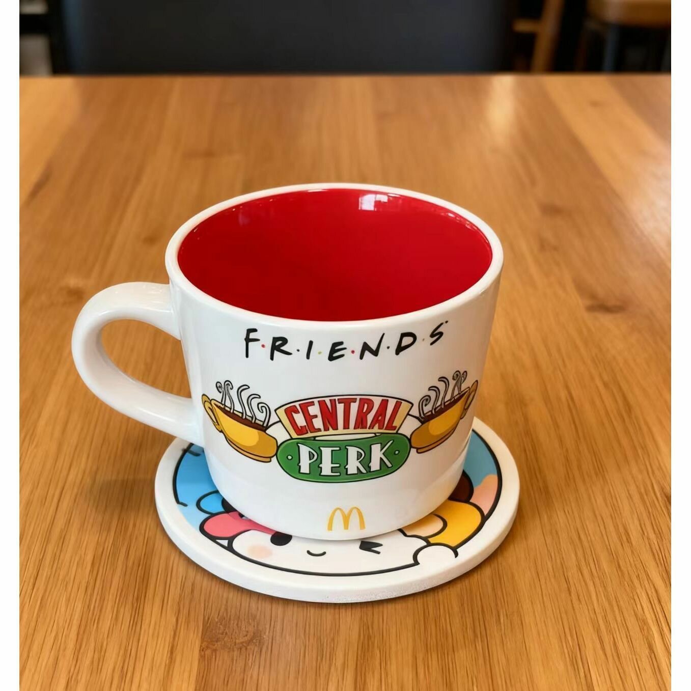 Керамическая кружка из совместной коллекции McDonald's и Friends, чашка для питья, коллекционный сувенир, подарок для друзей.