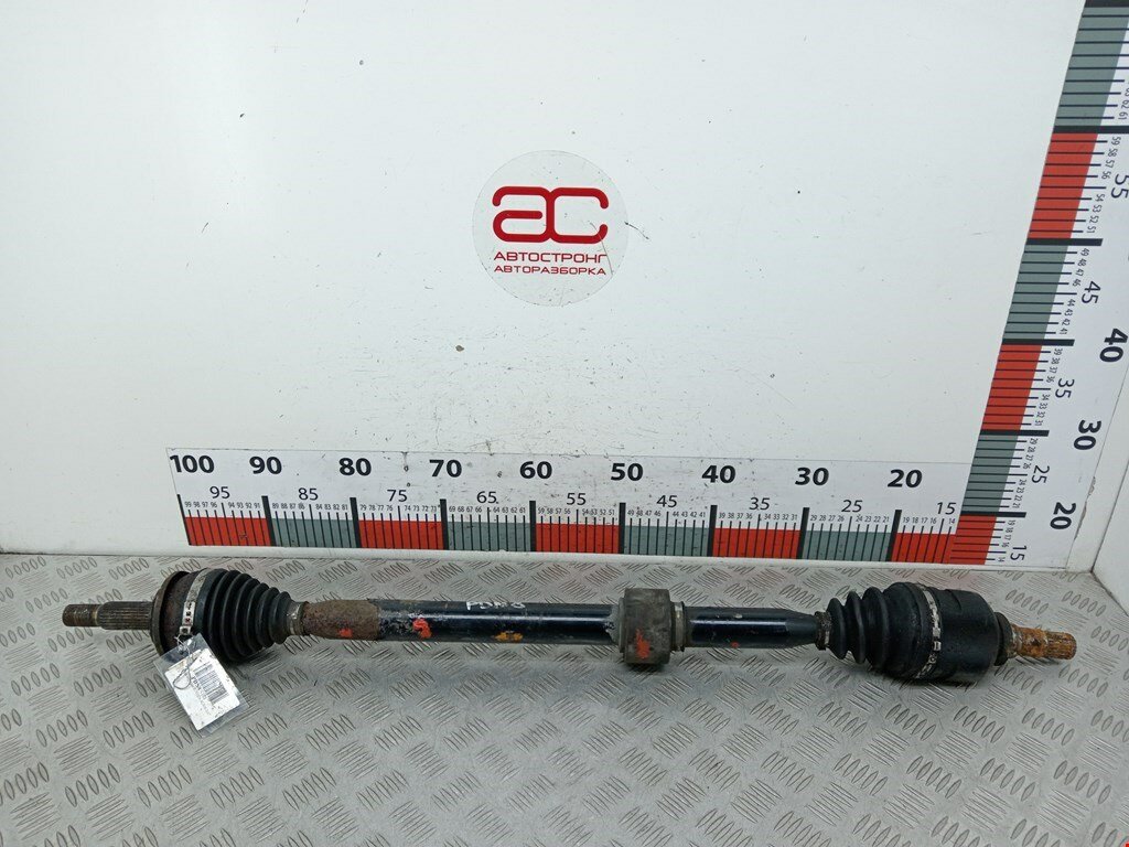 Полуось передняя правая (приводной вал шрус) Toyota Auris 1 (E150) арт. 2271420