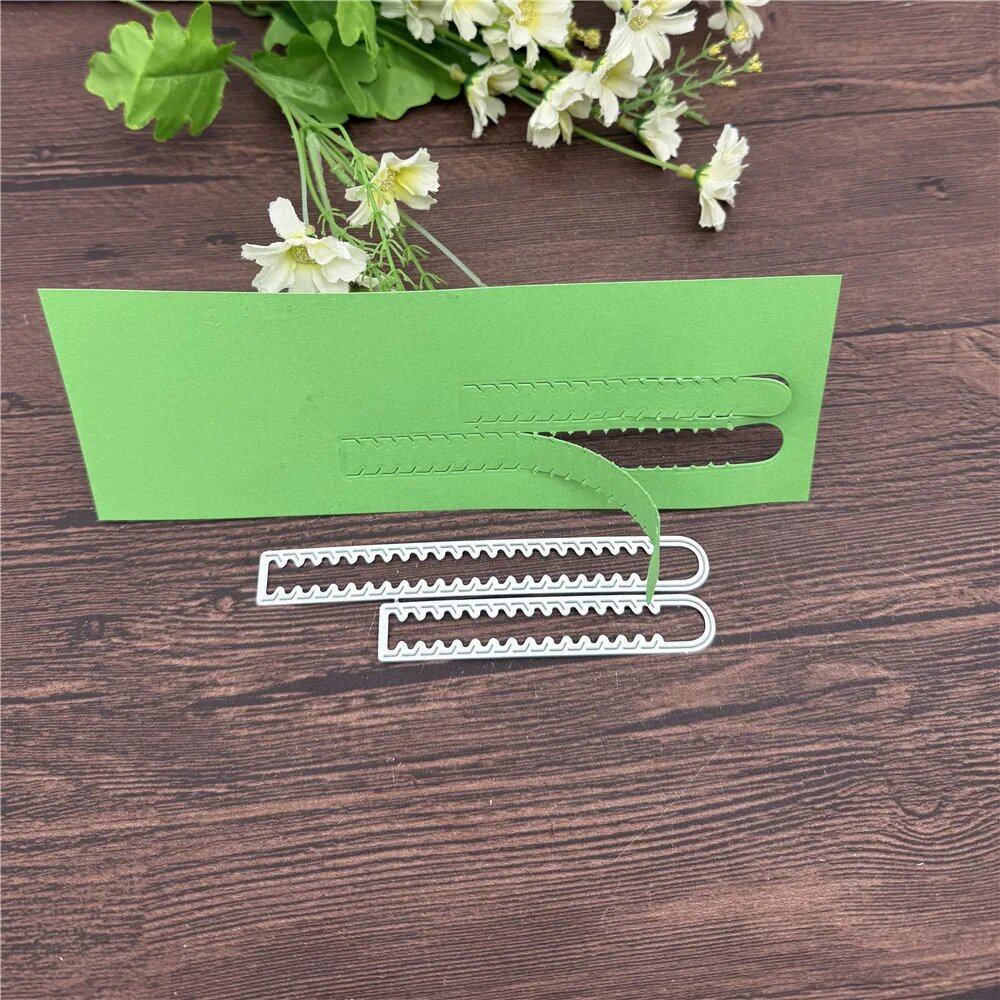 Металлическая пресс-форма для тиснения серебристого цвета