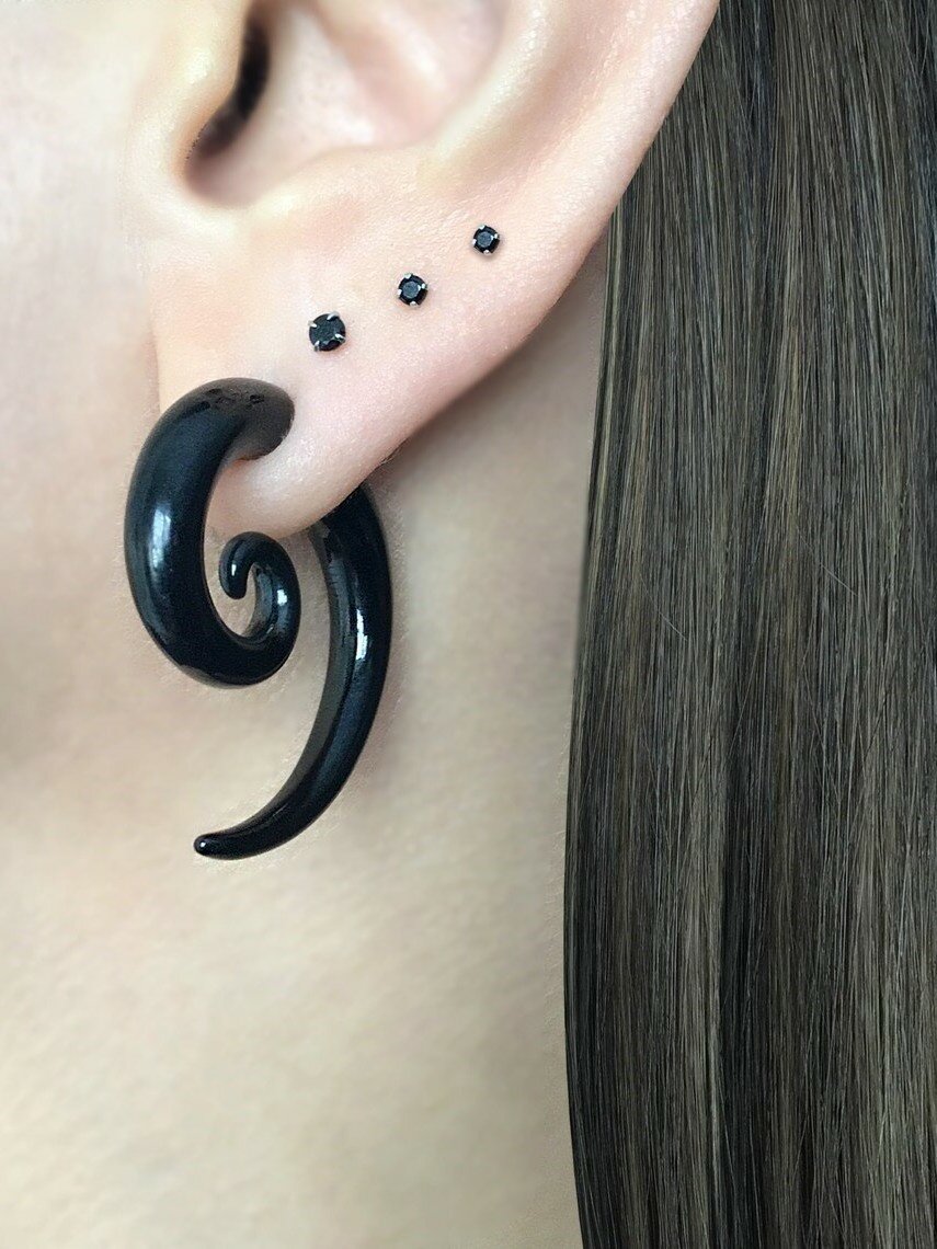 Моносерьга