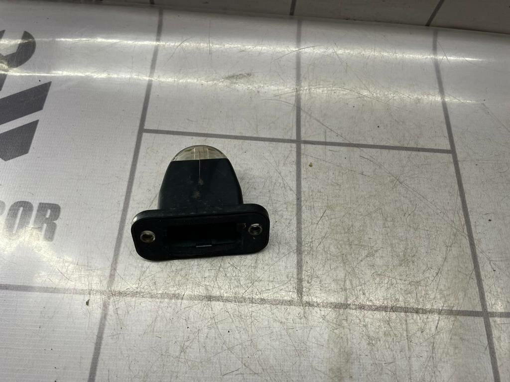 Фонарь подсветки номера VW Passat B3 1988-1993