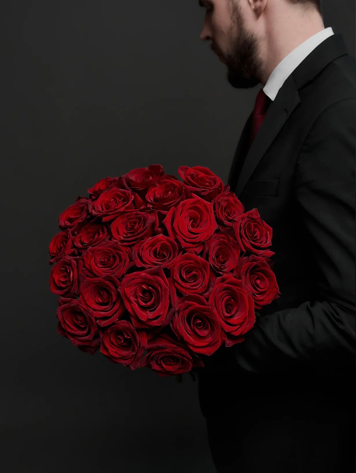 Букет "Premium", розы, 25 шт, Эквадор, красные, под ленту, 60см