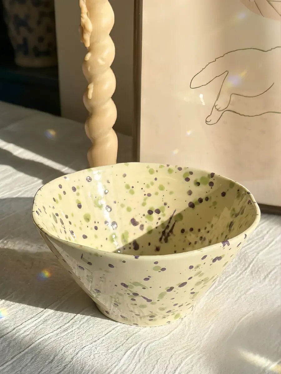 Пиала для фруктов ( Тепло в руках) и сладостей 500 мл, бежевая в зеленую точку