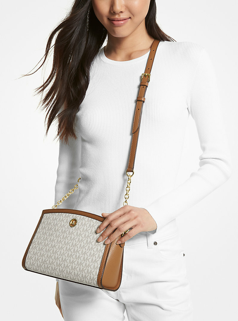 Сумка кросс-боди Chantal Large Signature Logo Messenger Bag