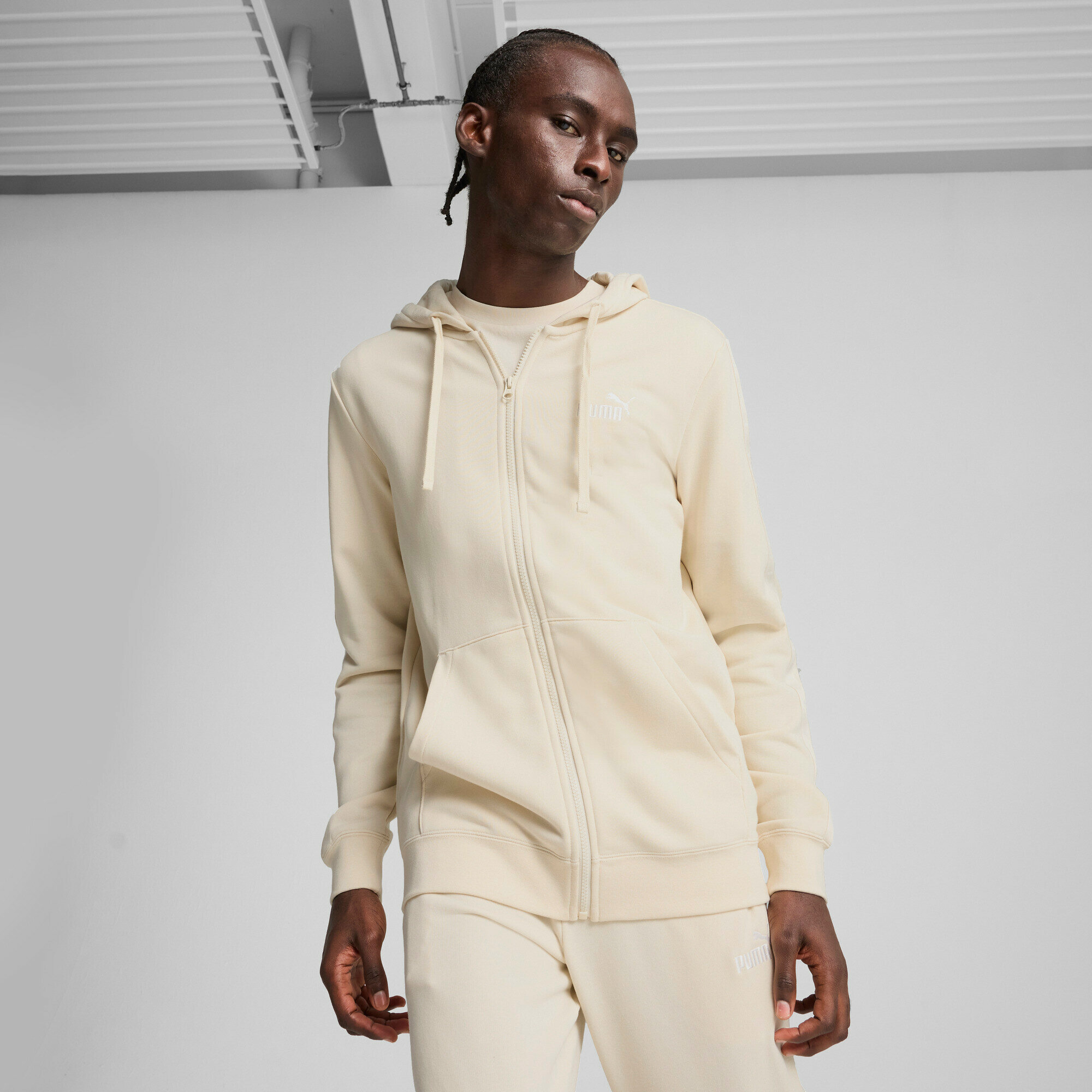 Толстовка PUMA ESS TAPE Full-Zip Hoodie