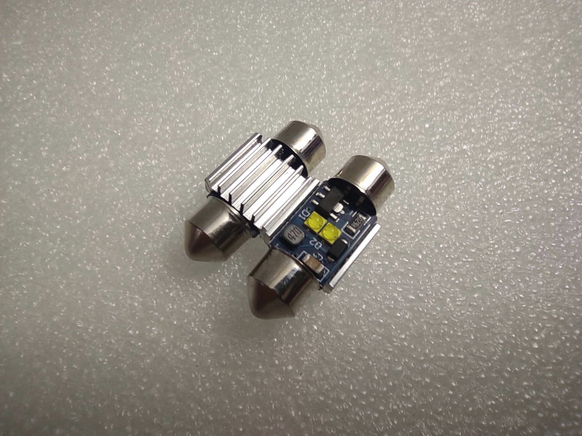 Светодиодная лампа C5W, 2 диода, белый, 12-24В, 31мм (за 1 шт.), арт: 8073-К