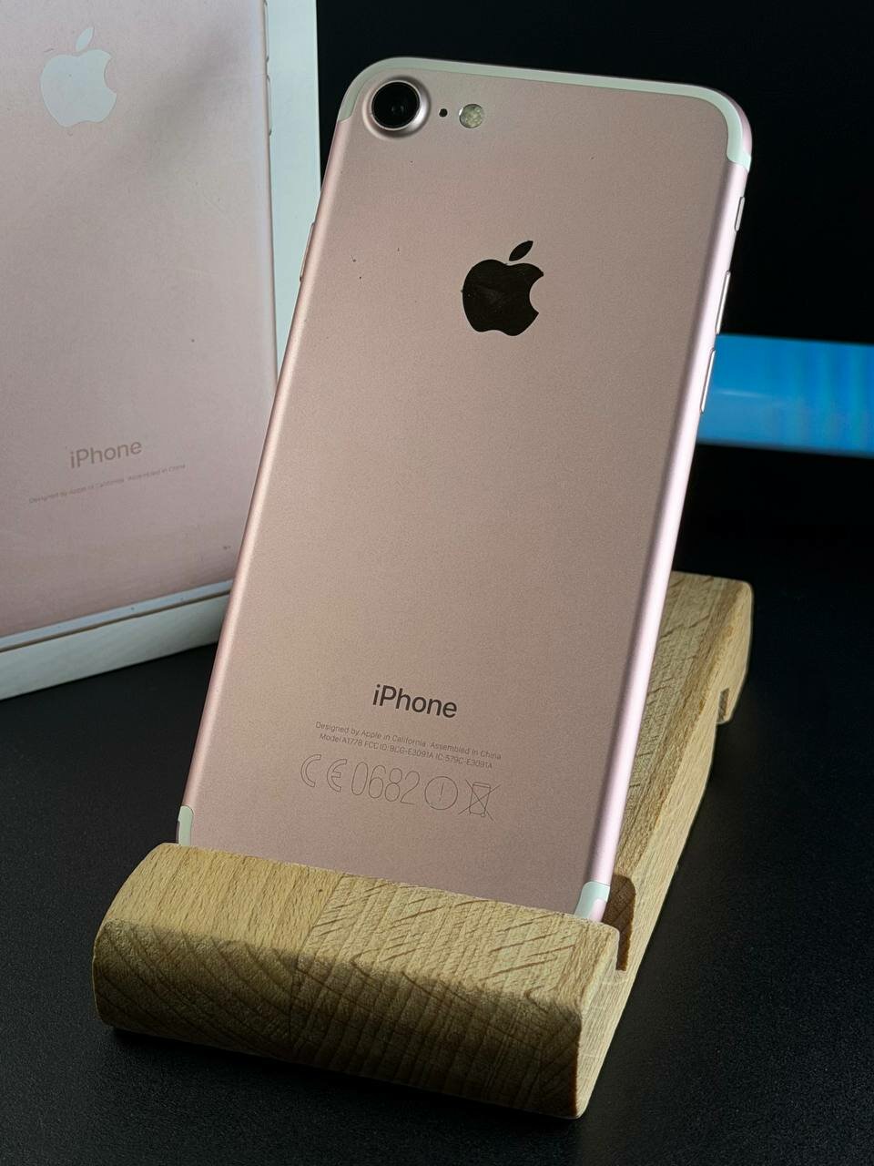 Смартфон Apple iPhone 7, 128gb, Rose Gold, FS, nano SIM