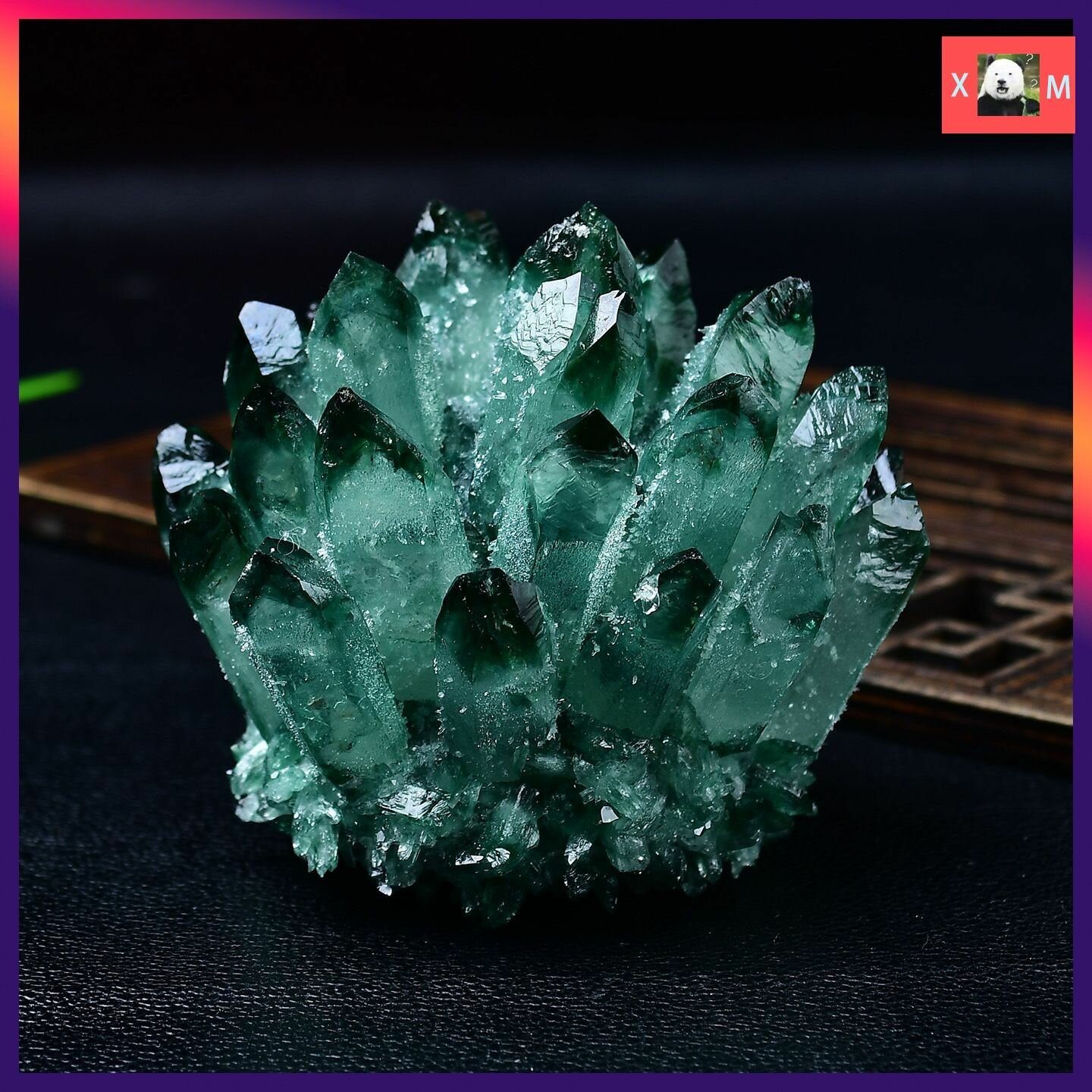 Друза натуральный камень горный хрусталь. Оберег декоративный для интерьера. Жеода минерала кварц.