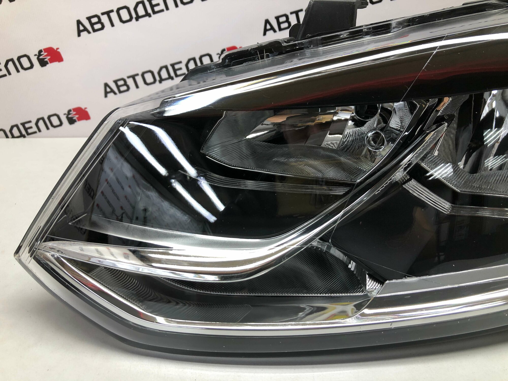 Фара левая NSP Volkswagen Polo V (15-20)