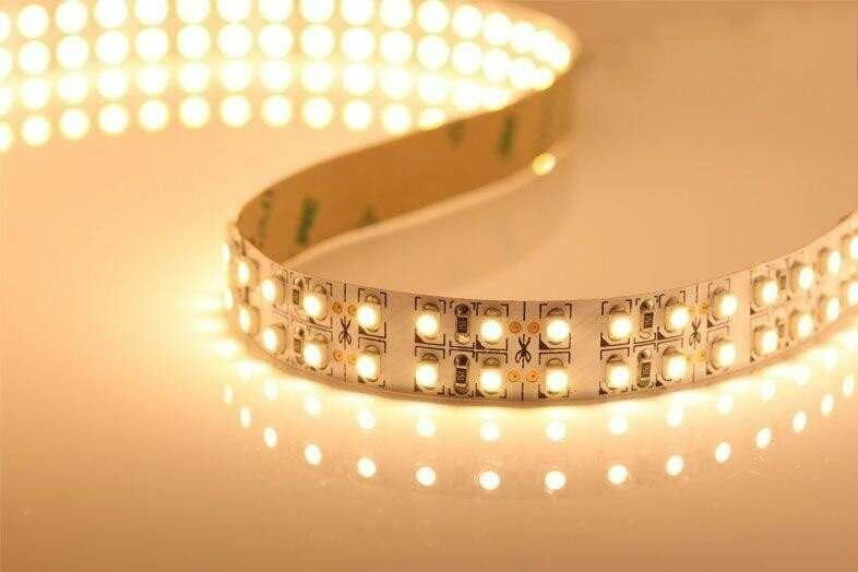 Светодиодная лента Белый 3528 24V 19.2W/m 240Led/метр 19,2Вт/м IP22 15мм 6-7 Lm 5300K LUX Уценка!