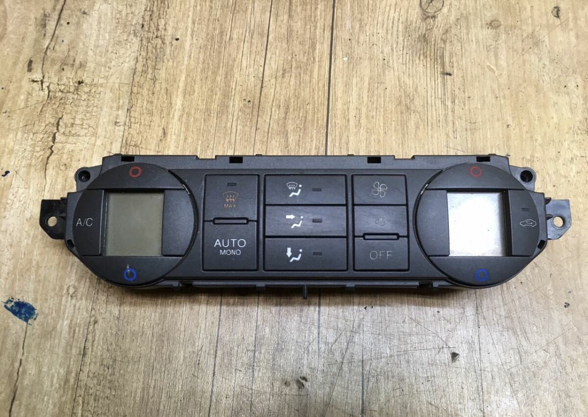 Блок управления климатом Ford Focus 2 2004 - 2008г