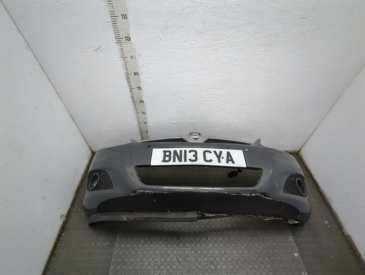 Бампер передний Opel Zafira B Б/У